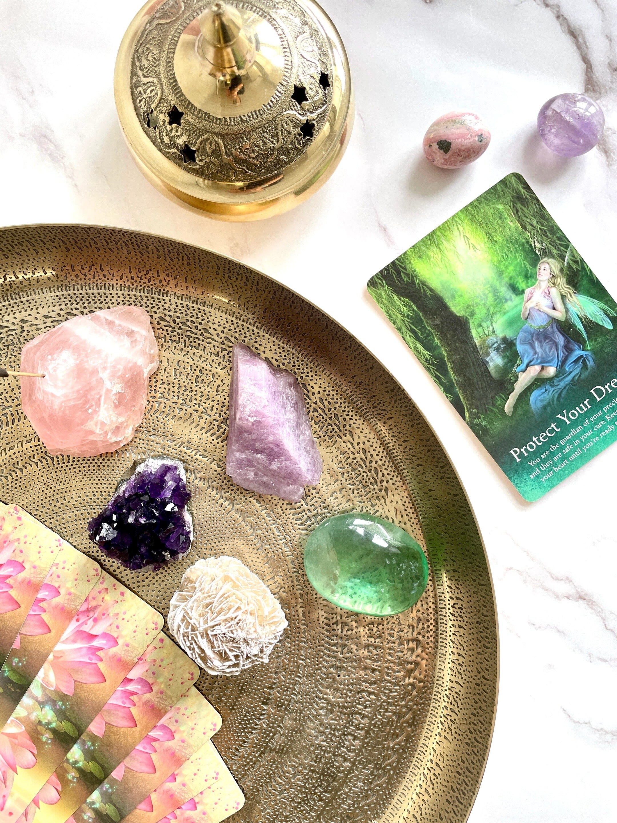 ORACLE CARDS: How to choose the right deck? – The Crystal Avenues