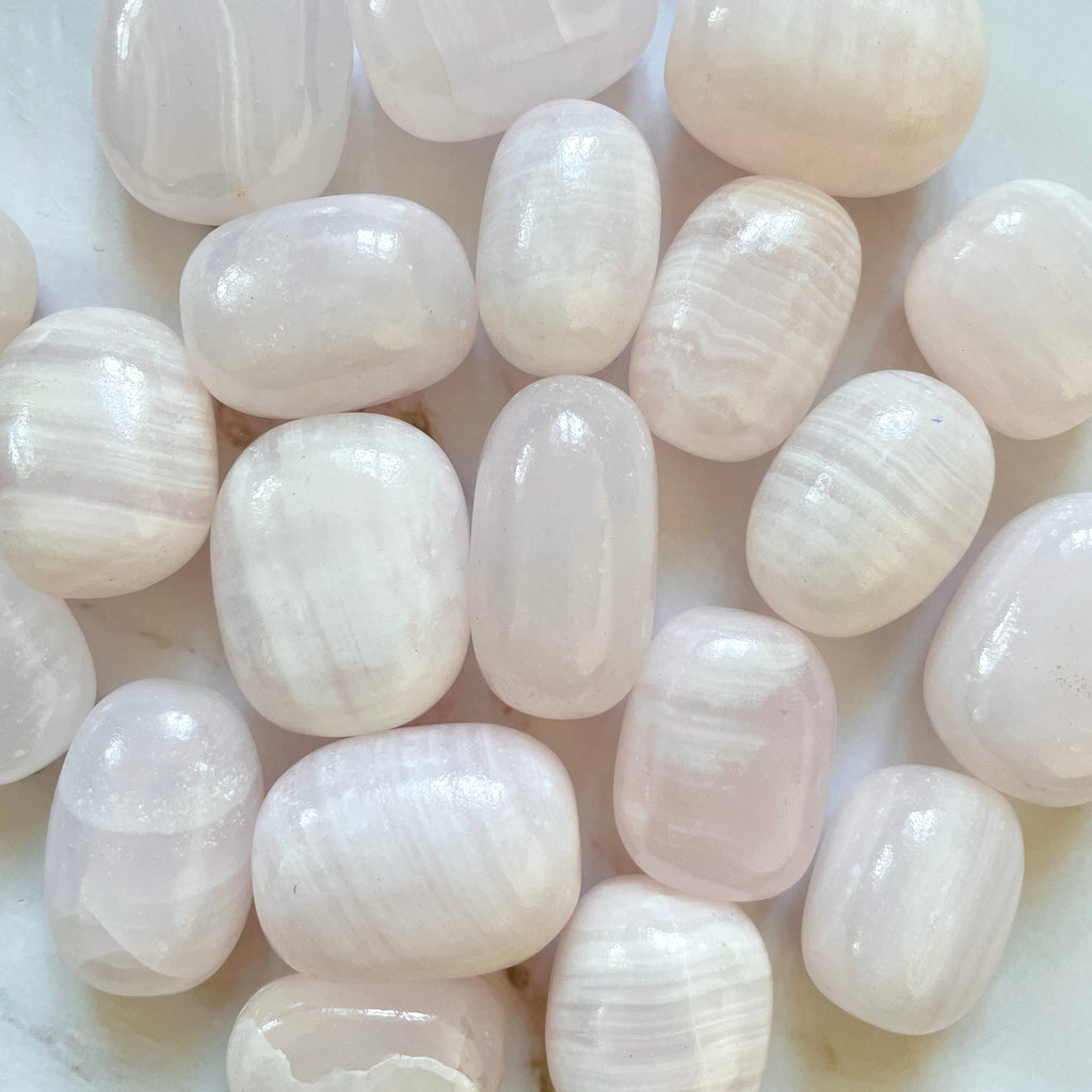 PINK MANGANO CALCITE TUMBLE STONE – The Crystal Avenues