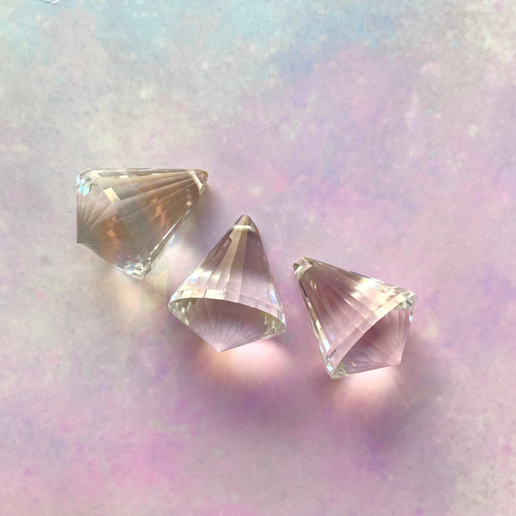PRISM CRYSTAL - CONE – The Crystal Avenues